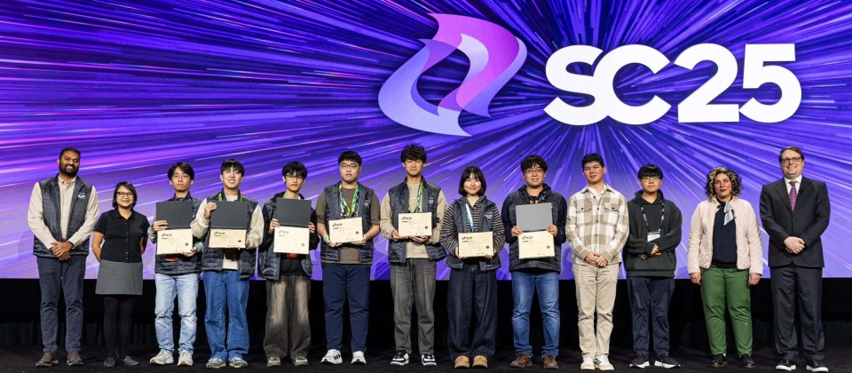 技嘉伺服器平台展實力，臺灣大學勇奪 SC25 學生叢集競賽總冠軍 | iThome