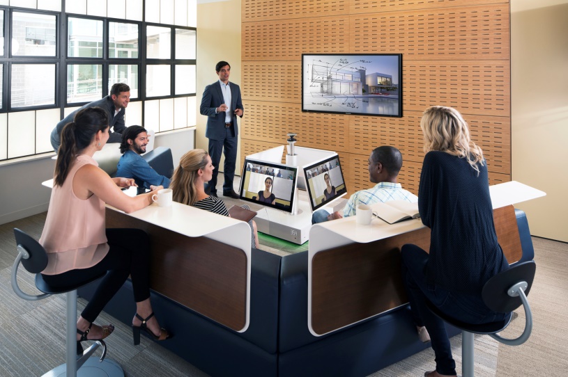 Polycom推出業界首款360度中央呈現解決方案Polycom® RealPresence Centro™ | iThome